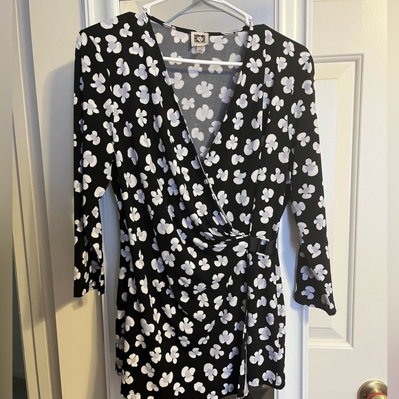 Anne Klein | Tops | Decorative Plunge Line Blouse With Cinched Waist ...